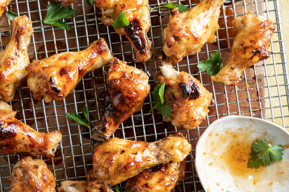 Hot Honey Garlic Chicken Wings | Olive Amelia